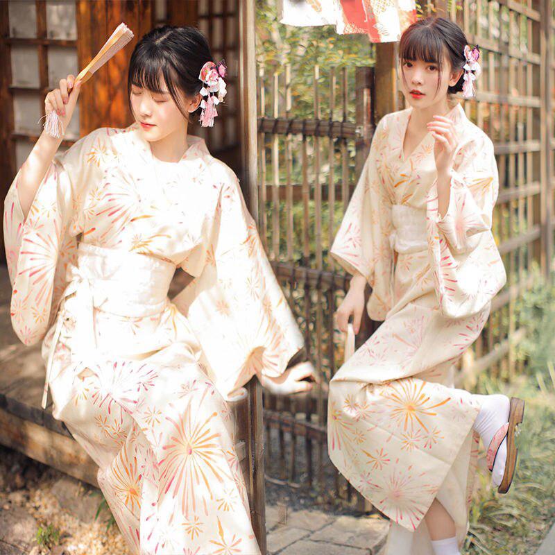 Kimono Femme Japonais Satin & Kimono Passion