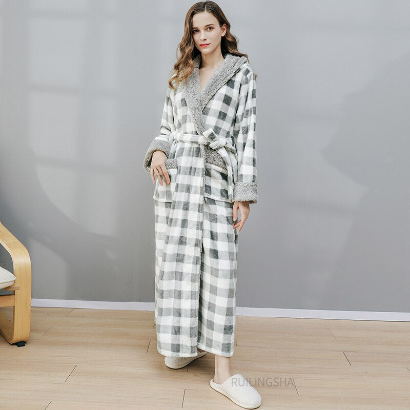 Doudou Women's Bathrobe